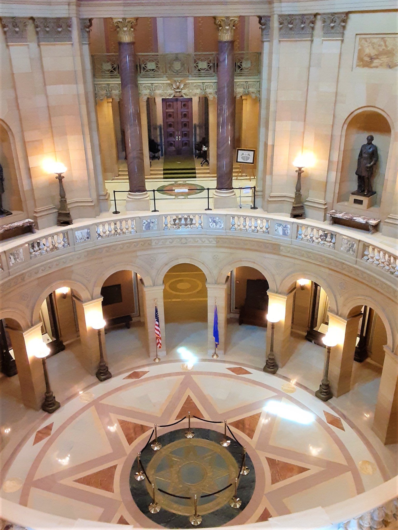Minnesota State Capitol, St. Paul, MN USA (Art & Travel) – Charamana ...