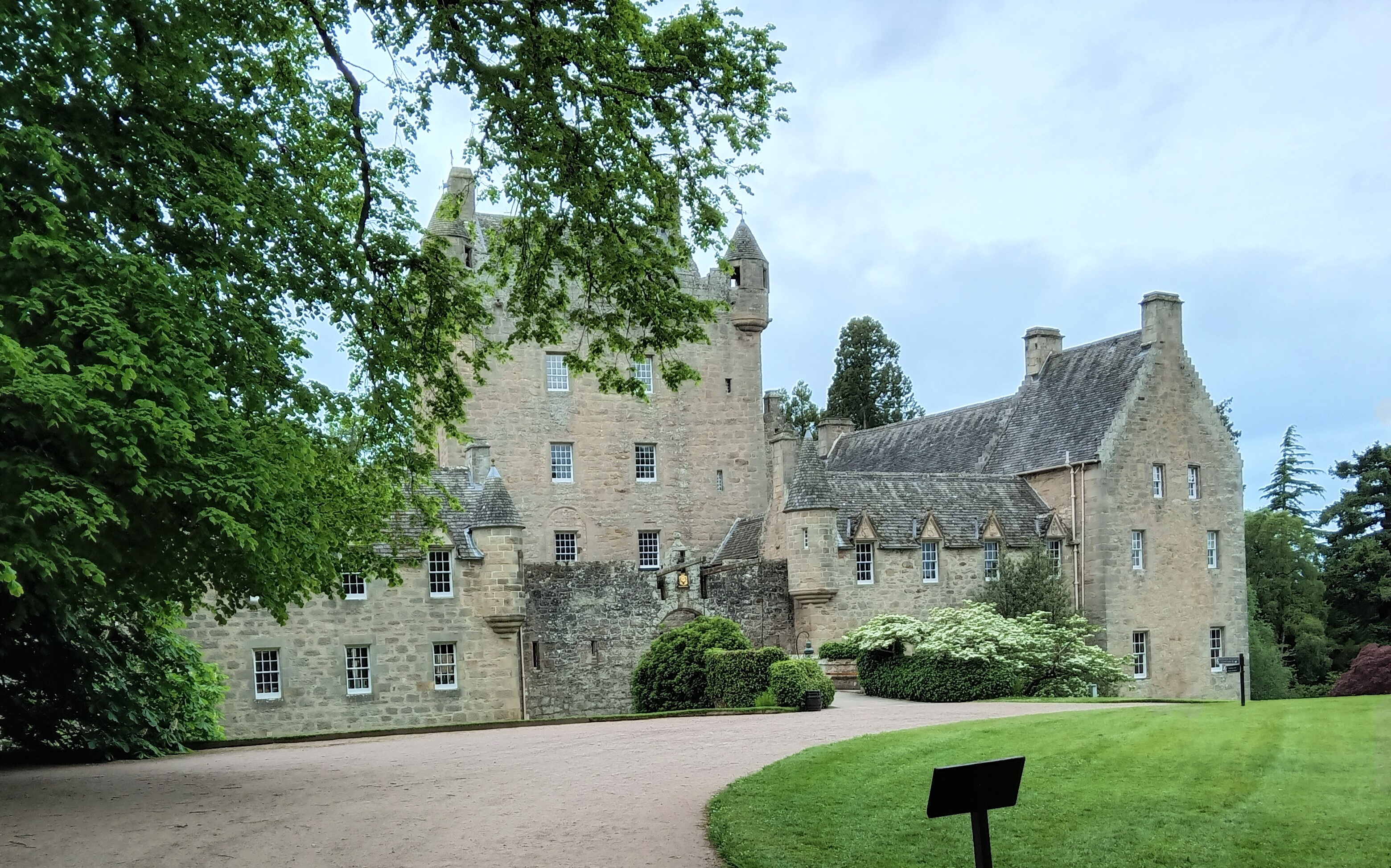 Cawdor Castle, Scotland (Travel) – Charamana Consulting